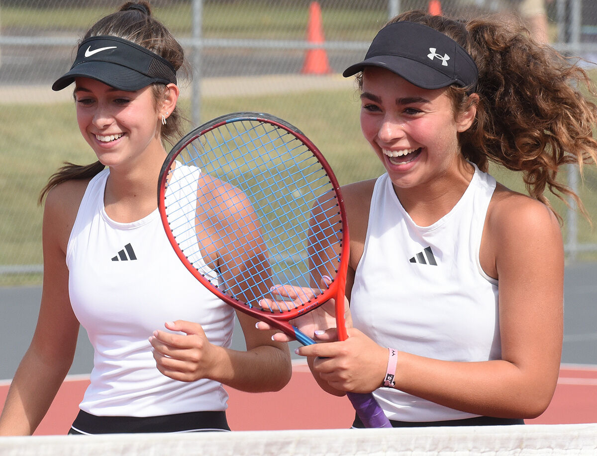 Bethel Park duo compete in PIAA doubles - The Almanac